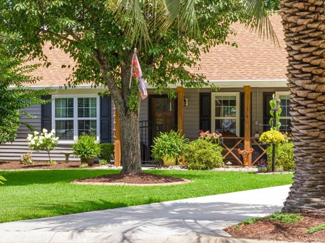 1319 Carolina Wren Ln