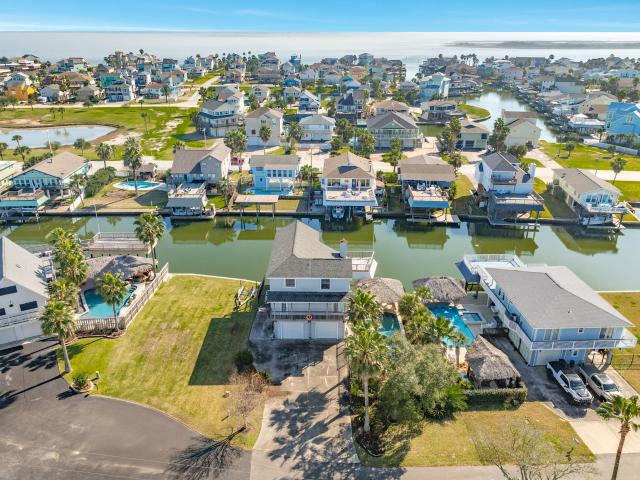 1319 Coral Way