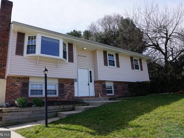 1319 Craghill Ct, Hanover, MD 21076