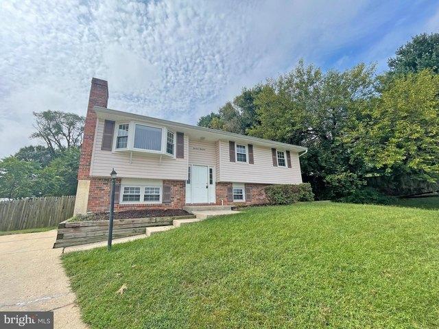 1319 Craghill Ct, Hanover, MD 21076