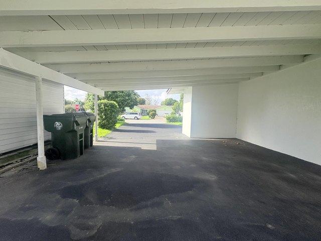 1319 Crest Dr, Lake Worth Beach, FL 33461