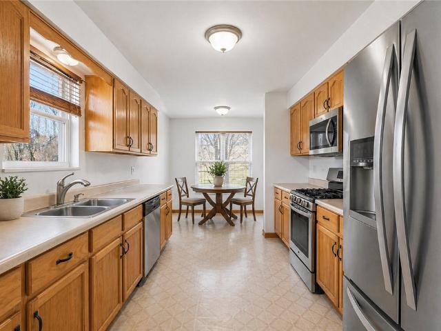 1319 Deerfield Ln