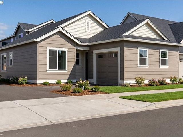 1319 E Luna St, Newberg, OR 97132