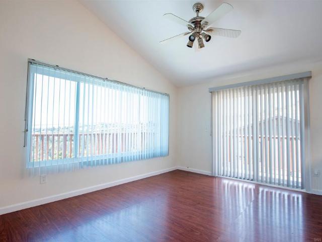 1319 Grand Ave