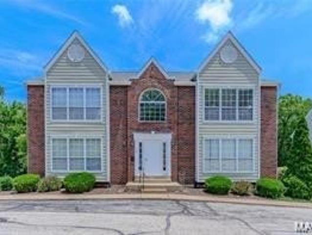 1319 Holgate Dr Unit C, Ballwin, MO 63021