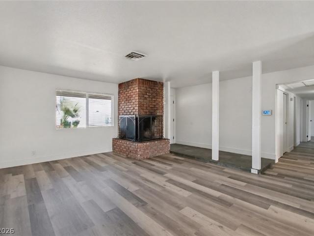 1319 Lindell Road