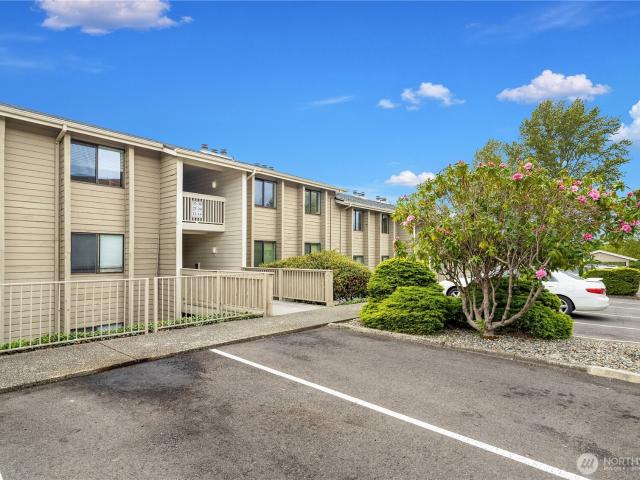 1319 S Puget Dr, Unit D34, Renton, WA 98055 | MLS #2514 | Compass