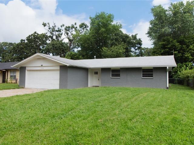 1319 W Forest Drive