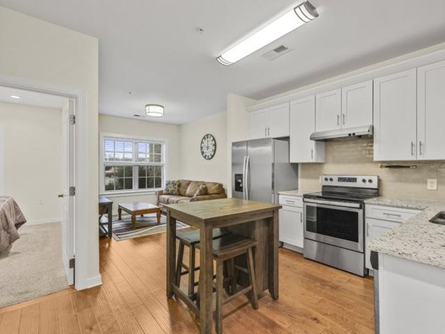 1319 W Main St Apt 105, Franklin, TN 37064