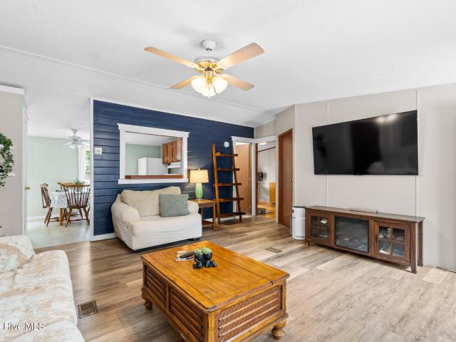 1319 Woodcrest Road