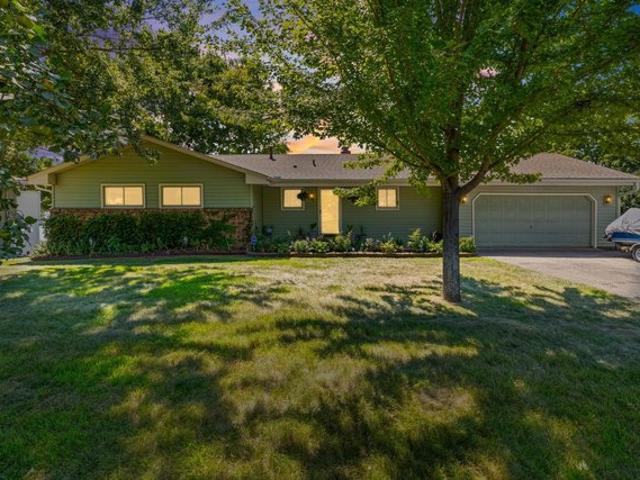 1319 30th St SE, Buffalo, MN 55313
