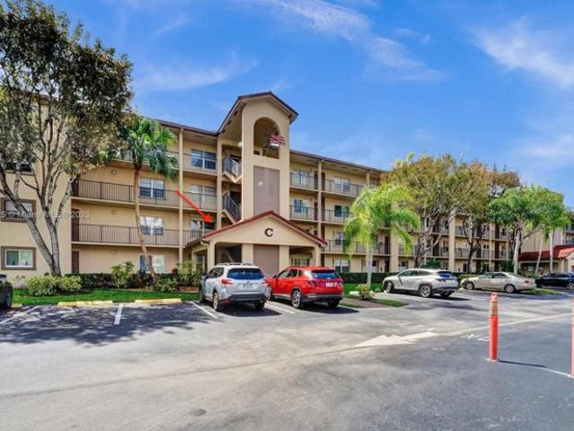 13100 11th Ct SW #202C, Pembroke Pines, FL 33027