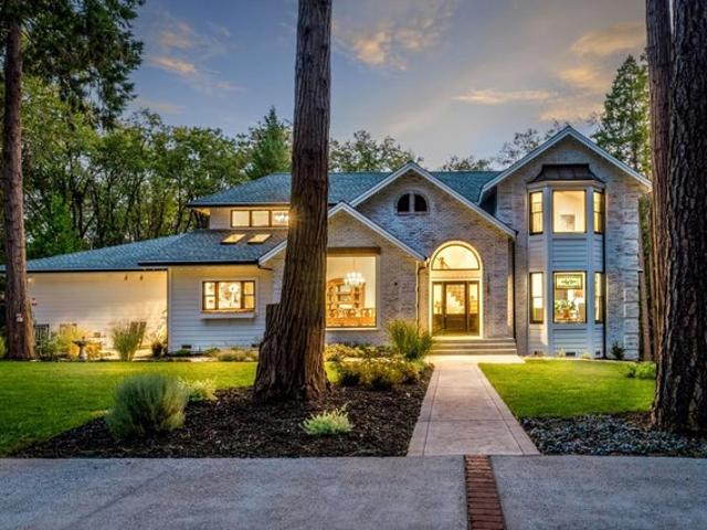13100 Banner Lava Cap Rd, Nevada City, CA 95959