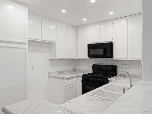 13100 Bromont Ave, Unit 15, Sylmar, CA 91342 | MLS #PW26139