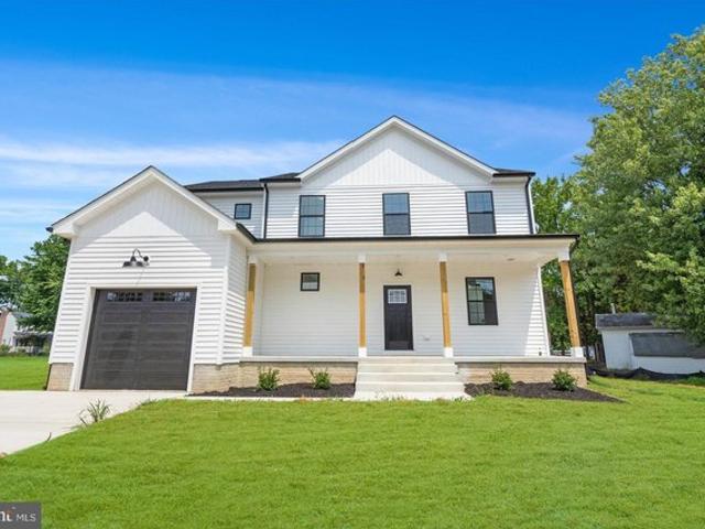 13101 Choptank Ave, Middle River, MD 21220