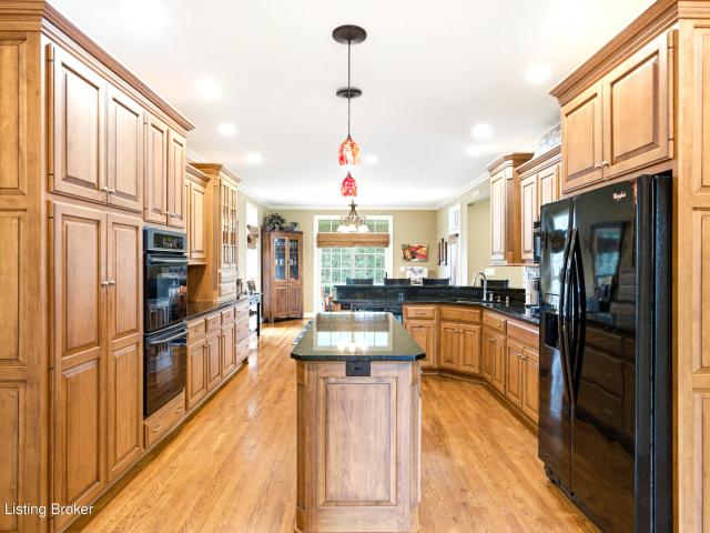 13101 Ridgemoor Dr