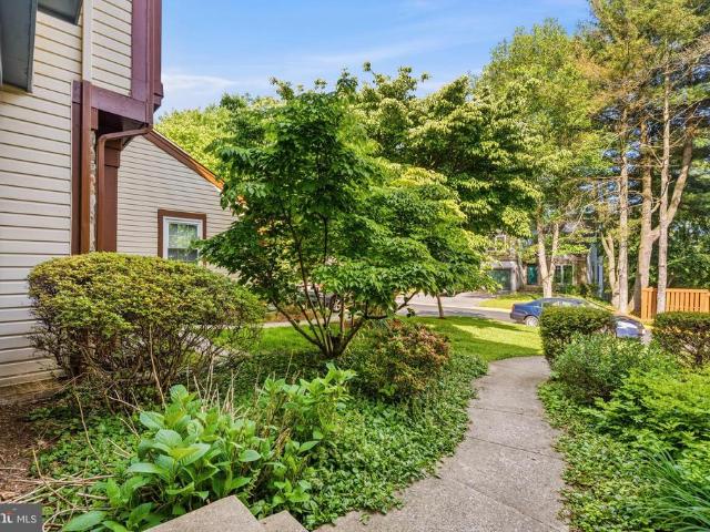 13102 Hugo Place