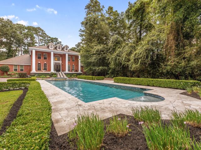 13107 Mansion Court