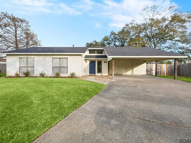 13105 Briargrove Ave, Saint George, LA 70810