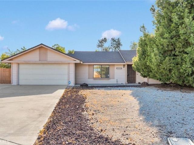13106 Hollyberry Rd, Victorville, CA 92392
