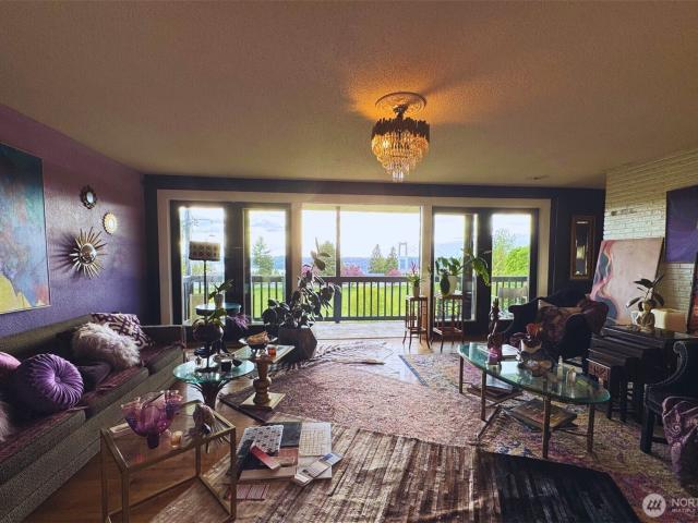 1310 N Heatherwood W, Tacoma, WA 98406 | MLS #2513 | Compass