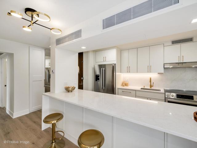1310 N Ritchie Court # 27B