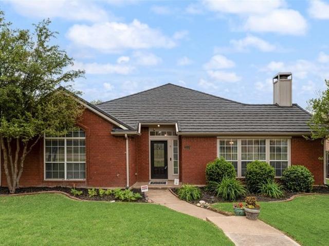1310 Newport Dr, Carrollton, TX 75006