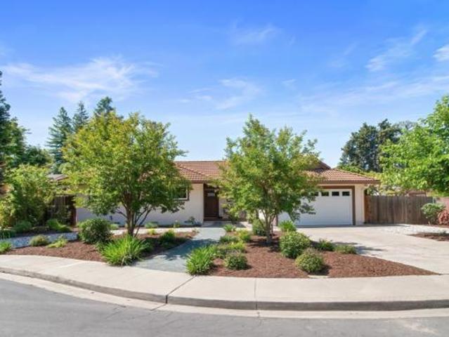 1310 Aberdeen Ct, Concord, CA 94518