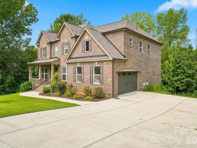 1310 Bershire Ln Unit L13, Charlotte, NC 28262