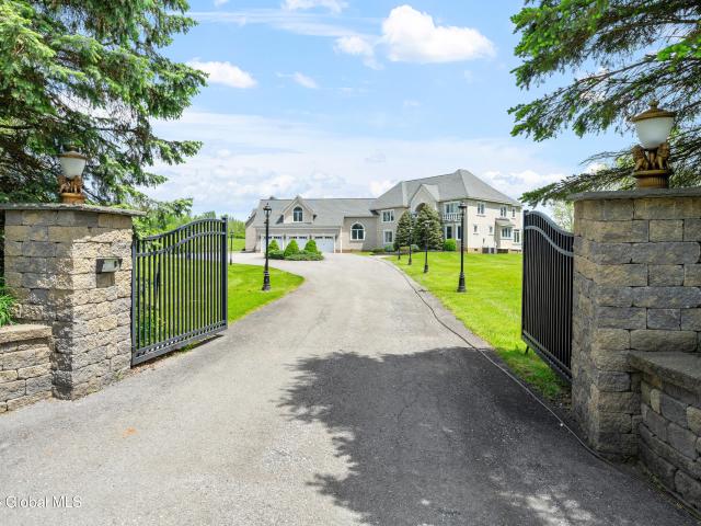 1310 Currybush Road