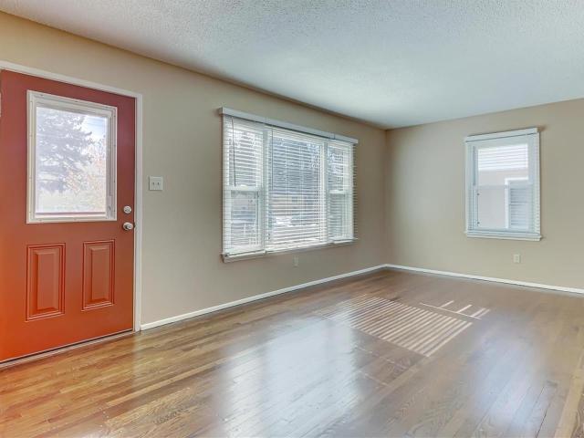 1310 Columbia # A