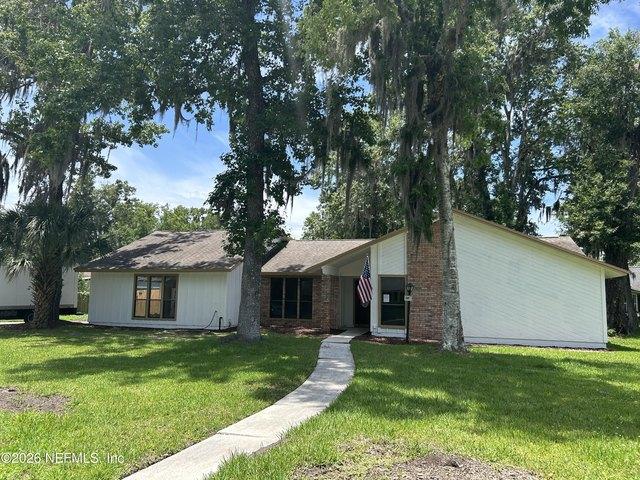 1310 Dolphin St, Orange Park, FL 32073