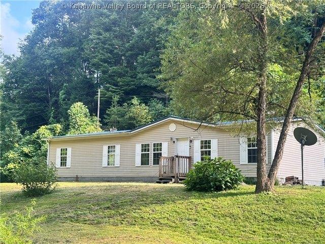 1310 Francis Creek Rd, Harts, WV 25524