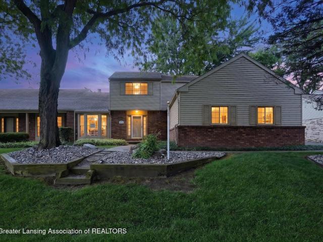 1310 Glenhurst Lane