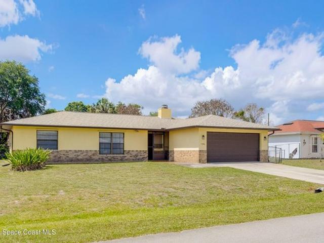 1310 Jarvis St NW, Palm Bay, FL 32907