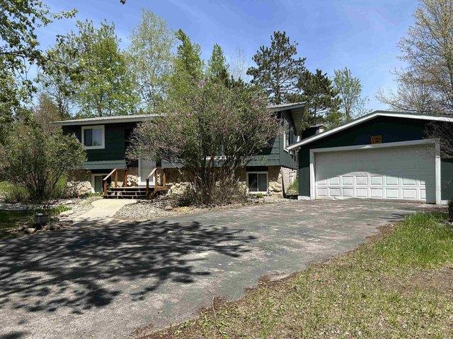 1310 Kenny Dr, Crivitz, WI 54114