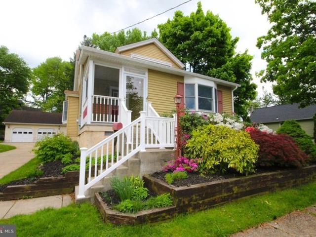 1310 Lincoln Ave, West Deptford, NJ 08096
