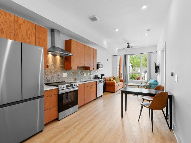 1310 Lischey Ave # 203