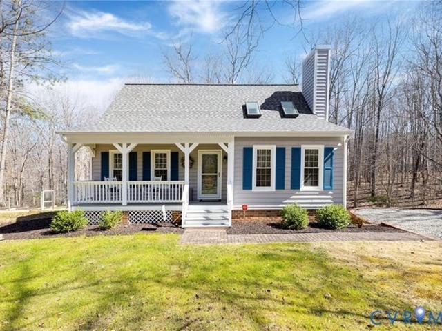1310 Pine Creek Bluff Dr, Powhatan, VA 23139