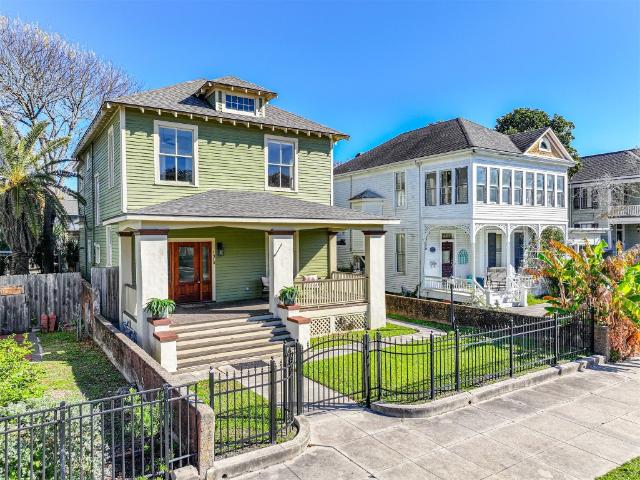 1310 Rosenberg St, Galveston, TX 77550 | MLS #82570 | Compass