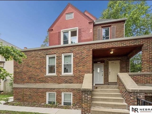 1310 S 31st St, Omaha, NE 68105