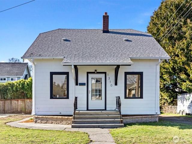 1310 S Pine St, Tacoma, WA 98405