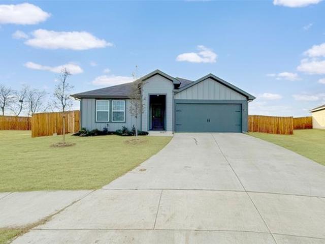 1310 Sideboard Dr, Nevada, TX 75173