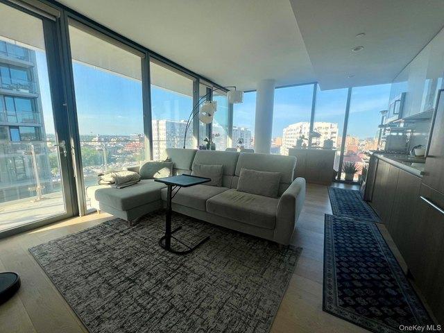 1310 th Rd Apt 18A, Flushing, NY 11354