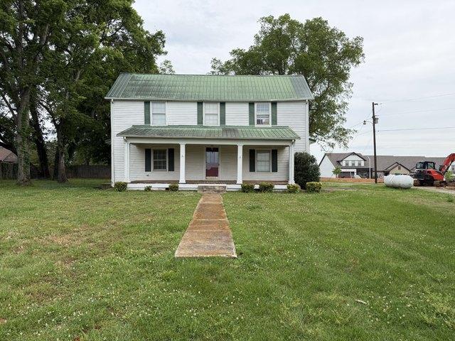 1310 Veterans Pkwy, Murfreesboro, TN 37128