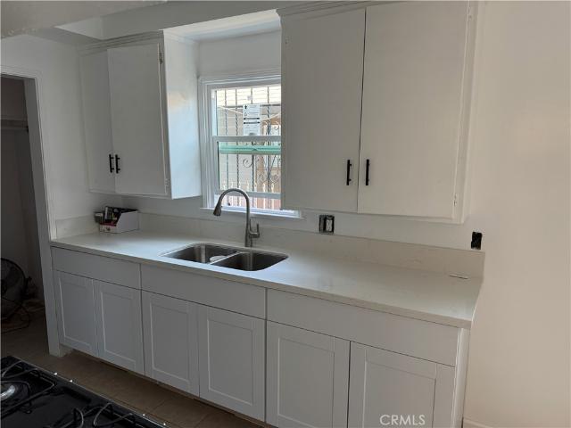 1310 W 89th St, Los Angeles, CA 90044 | MLS #PW26008