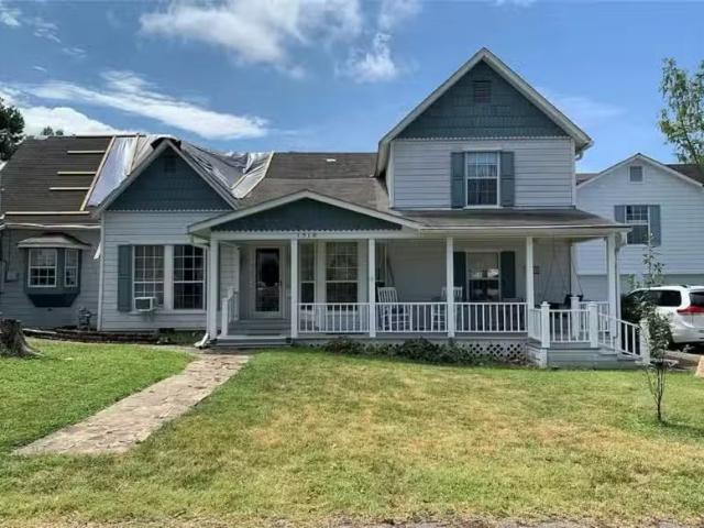 1310 W PECAN ST, ROGERS, AR 72758 Single Family Residence For.