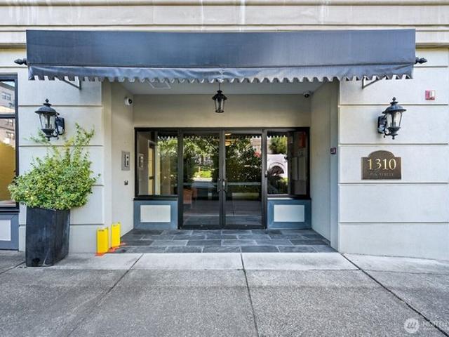 1310 10th St Unit 402, Bellingham, WA 98225
