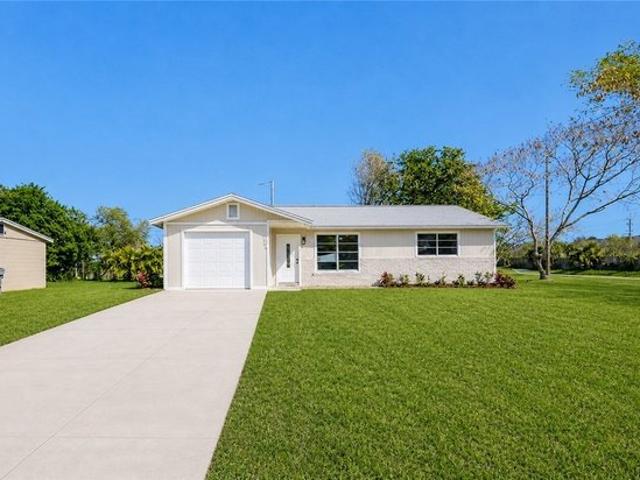 1310 4th Ave, Vero Beach, FL 32960