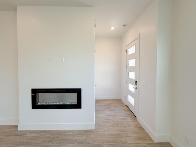 13112 Maplewood Avenue
